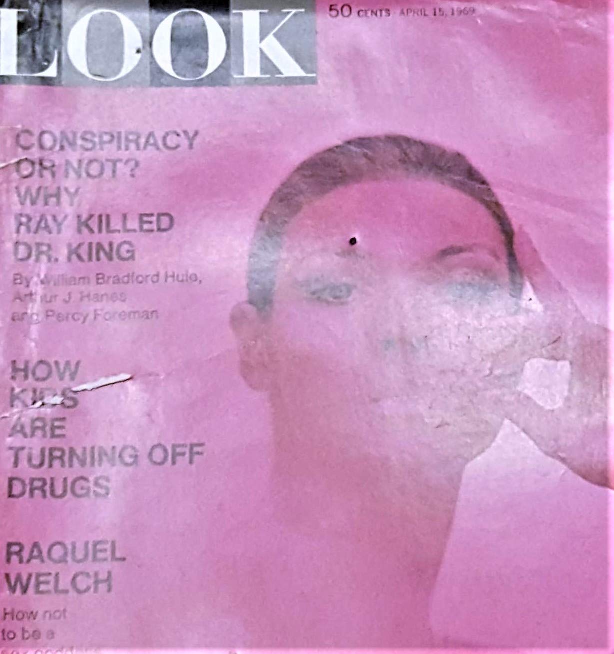 Look Magazine (April 15, 1969): LOOK Magazine: Amazon.com: Books