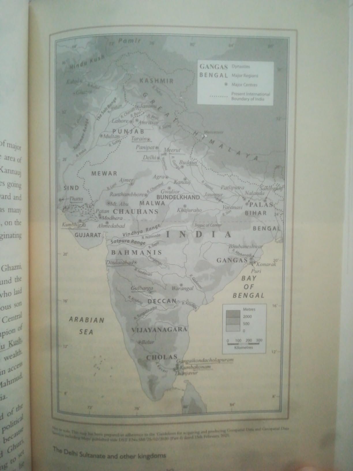 A New History of India : Rudrangshu Mukherjee, Shobita Punja, Toby Sinclair: Amazon.in: Books