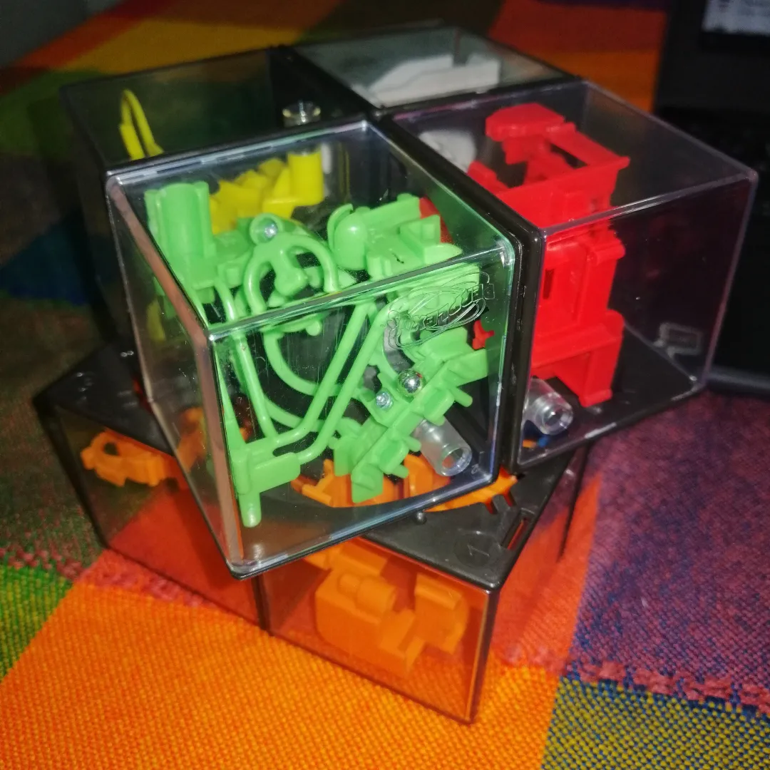 PERPLEXUS Rubik'S Hybrid 2 x 2, desafiante Rompecabezas Laberinto, Bola ...