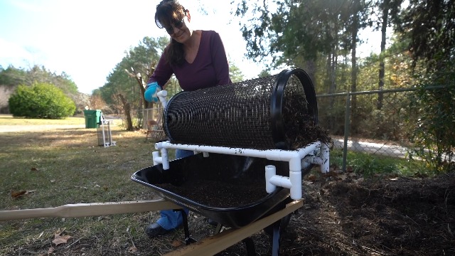 Watch Introducing the Rolling Garden Sifter by Earthkeeping Green on ...