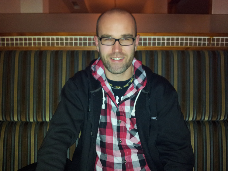 Amazon.co.uk: Neil Daniels: books, biography, latest update