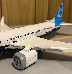 Amazon.com: COBI Boeing 737-8™ Plane : Toys & Games