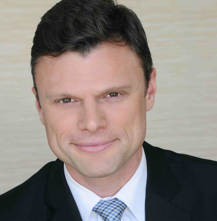 Amazon.com: Christian Whiton: books, biography, latest update