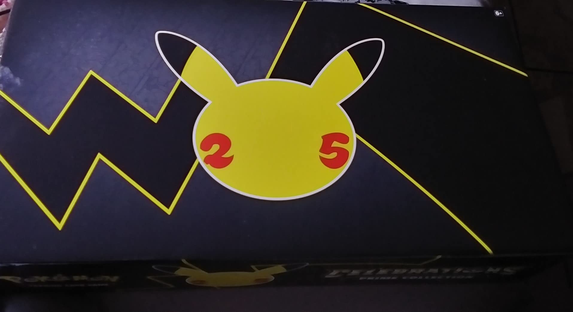 Amazon.com: Pokemon TCG: Celebrations Prime Collection, Multi : Toys ...