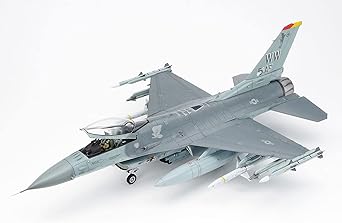 Amazon.com: Tamiya 61098 1/48 Lockheed Martin F-16CJ Plastic Model ...