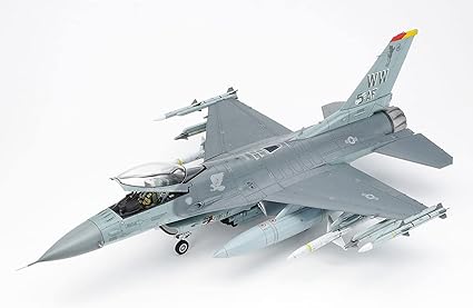 Amazon.com: Tamiya 61098 1/48 Lockheed Martin F-16CJ Plastic Model ...