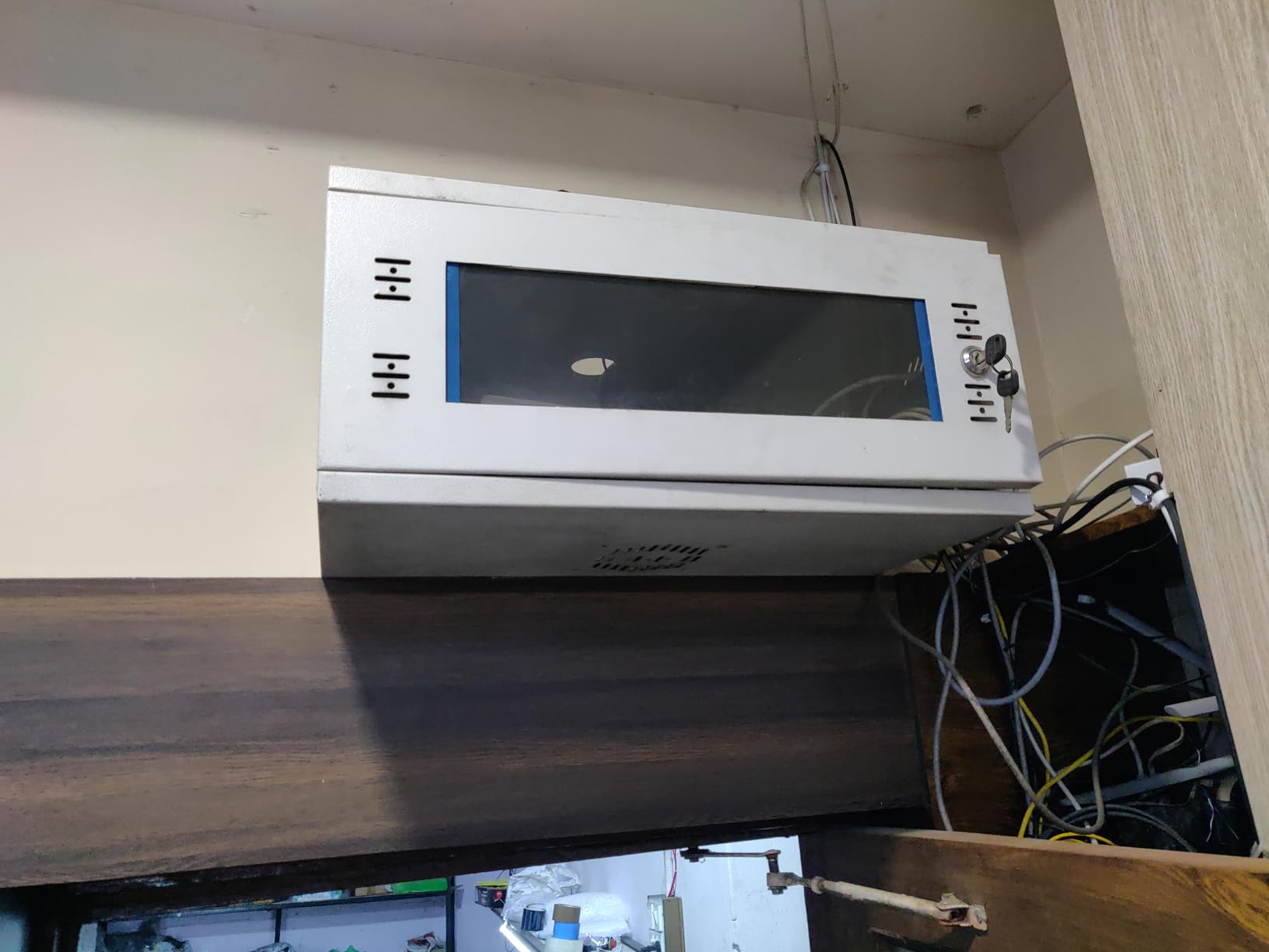 ELECTRA ZONE CCTV/DVR Cabinet Box/DVR Rack Wall Mount with Lock/Network ...