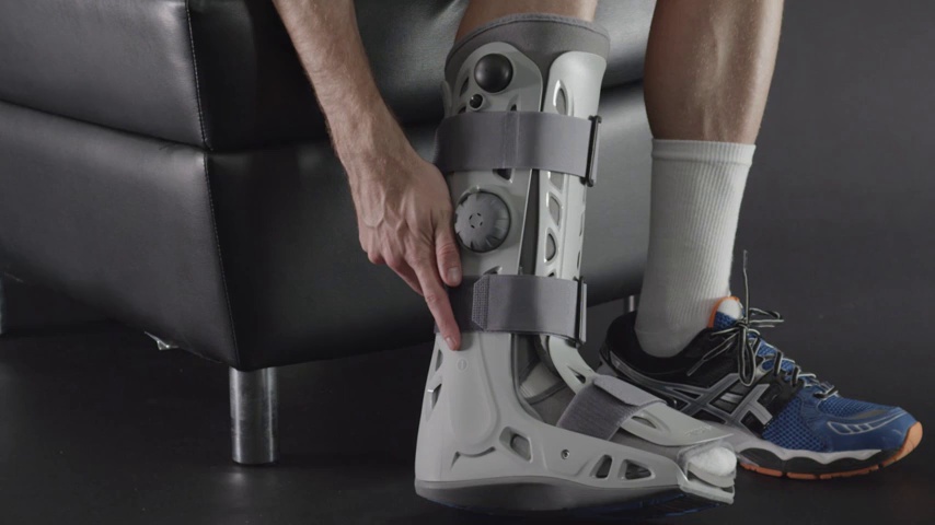 Watch Aircast AirSelect Walker Brace/Walking Boot ﹙Elite, Short and ...