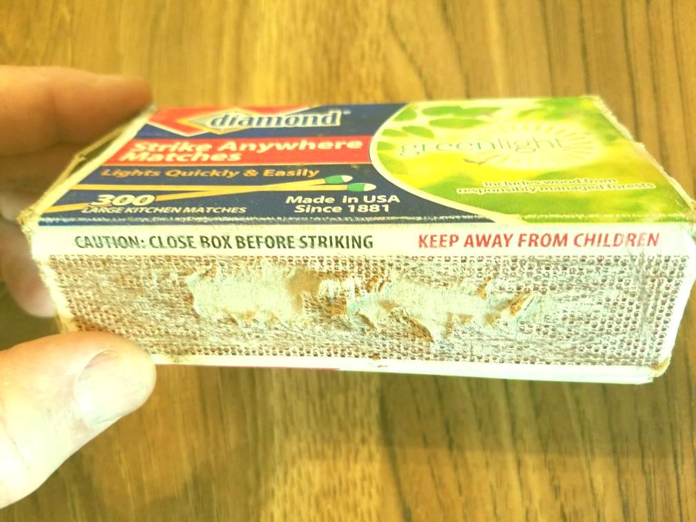 Amazon.com: Diamond Greenlight Strike on Box Matches, 300 Count ...