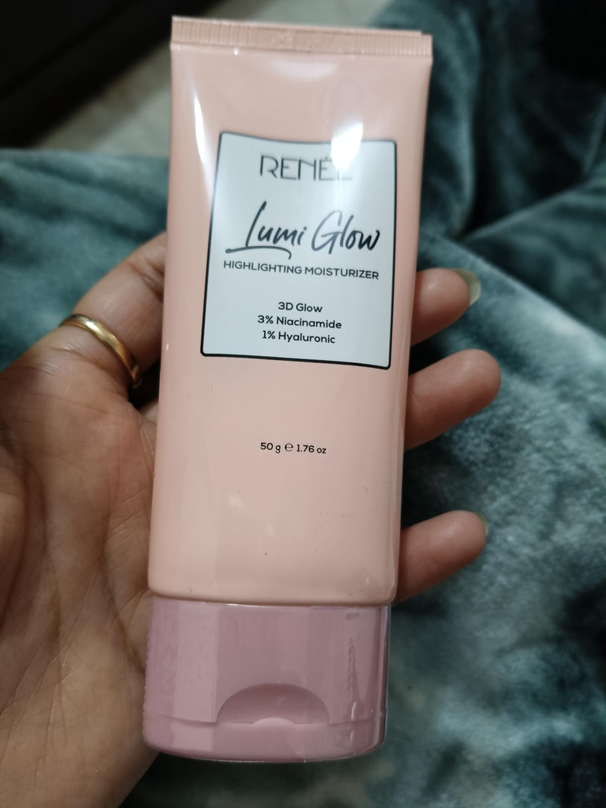 RENEE Lumi Glow Highlighting Moisturizer, Enriched with 3% Niacinamide ...