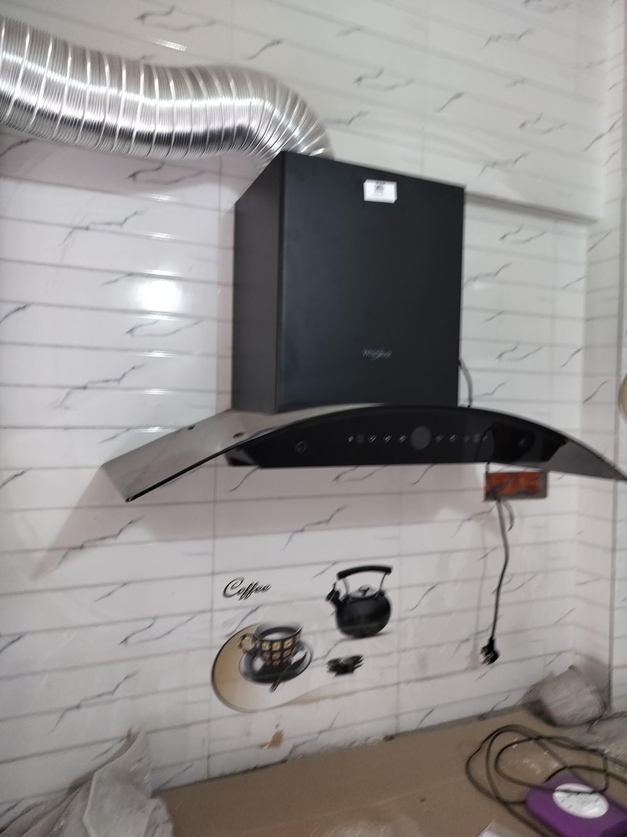 Whirlpool 60cm 1600 m3/hr BLDC Filterless Autoclean Kitchen Chimney ...