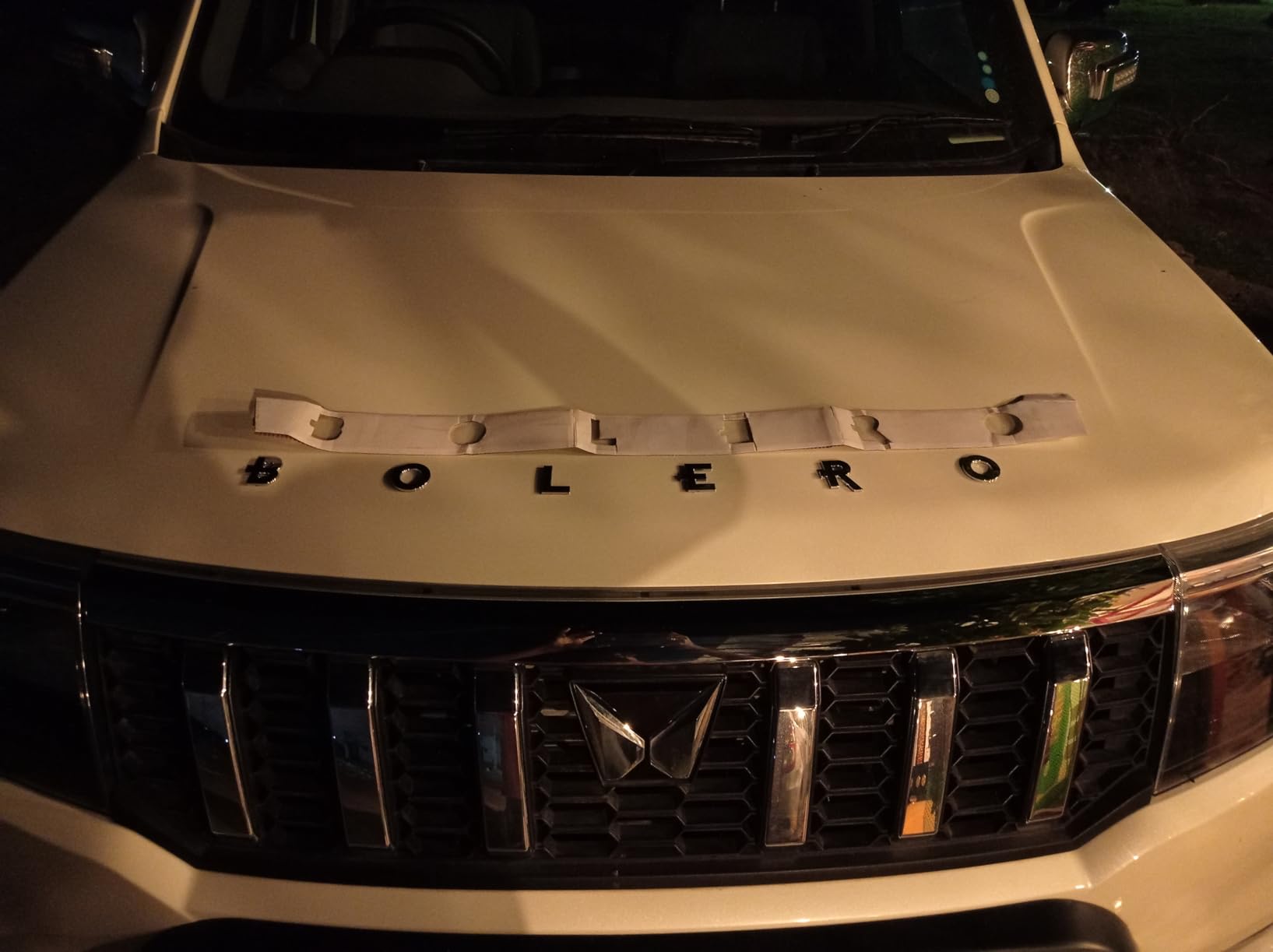 AutoDecals Bolero Car 3D Letters Self Adhesive (3D Logo Name Alphabets ...