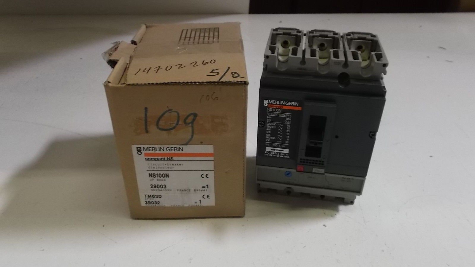 Buy Merlin Gerin NS100N 100A 4 Pole Compact Circuit Breaker w/ 80 Amp ...