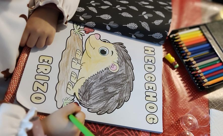 CUTE ANIMALS OF THE WORLD. BILINGUAL ENGLISH - SPANISH COLORING BOOK ...