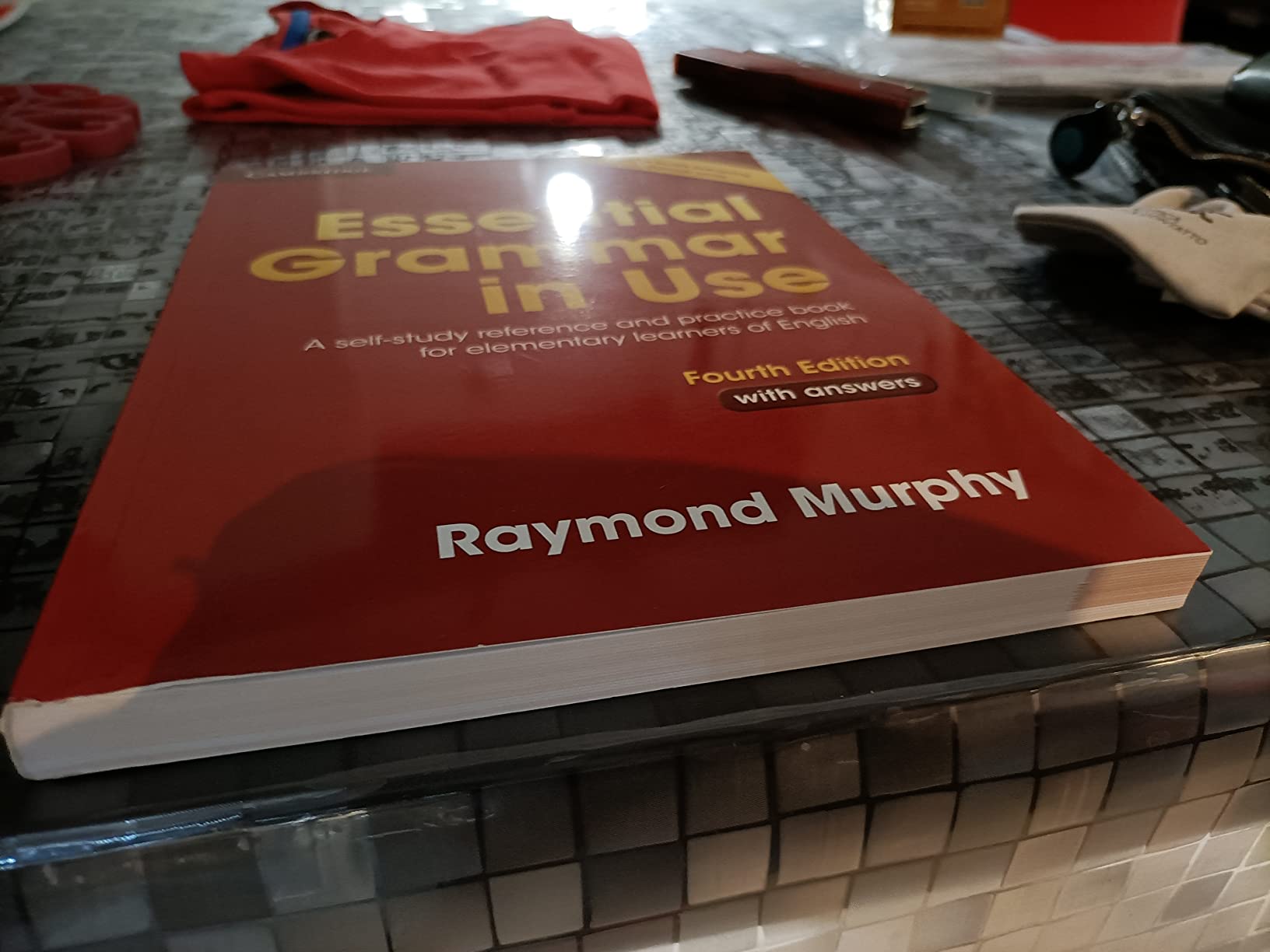 Essential Grammar in Use with Answers and Interactive eBook: A Self ...