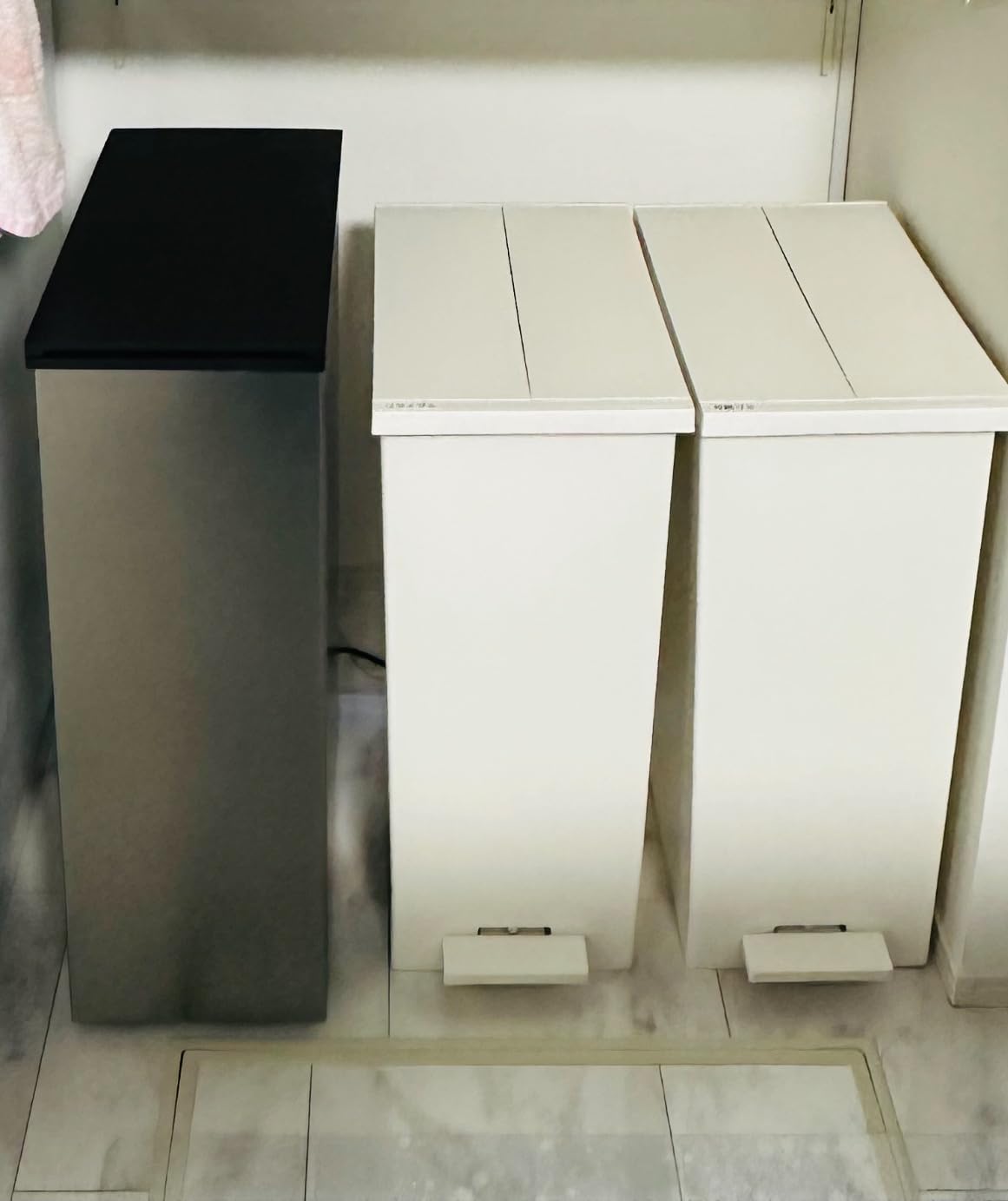 Amazon.co.jp: サンカ 【冷やすゴミ箱】CLEAN BOX 20L ふた付き シルバー : ホーム＆キッチン