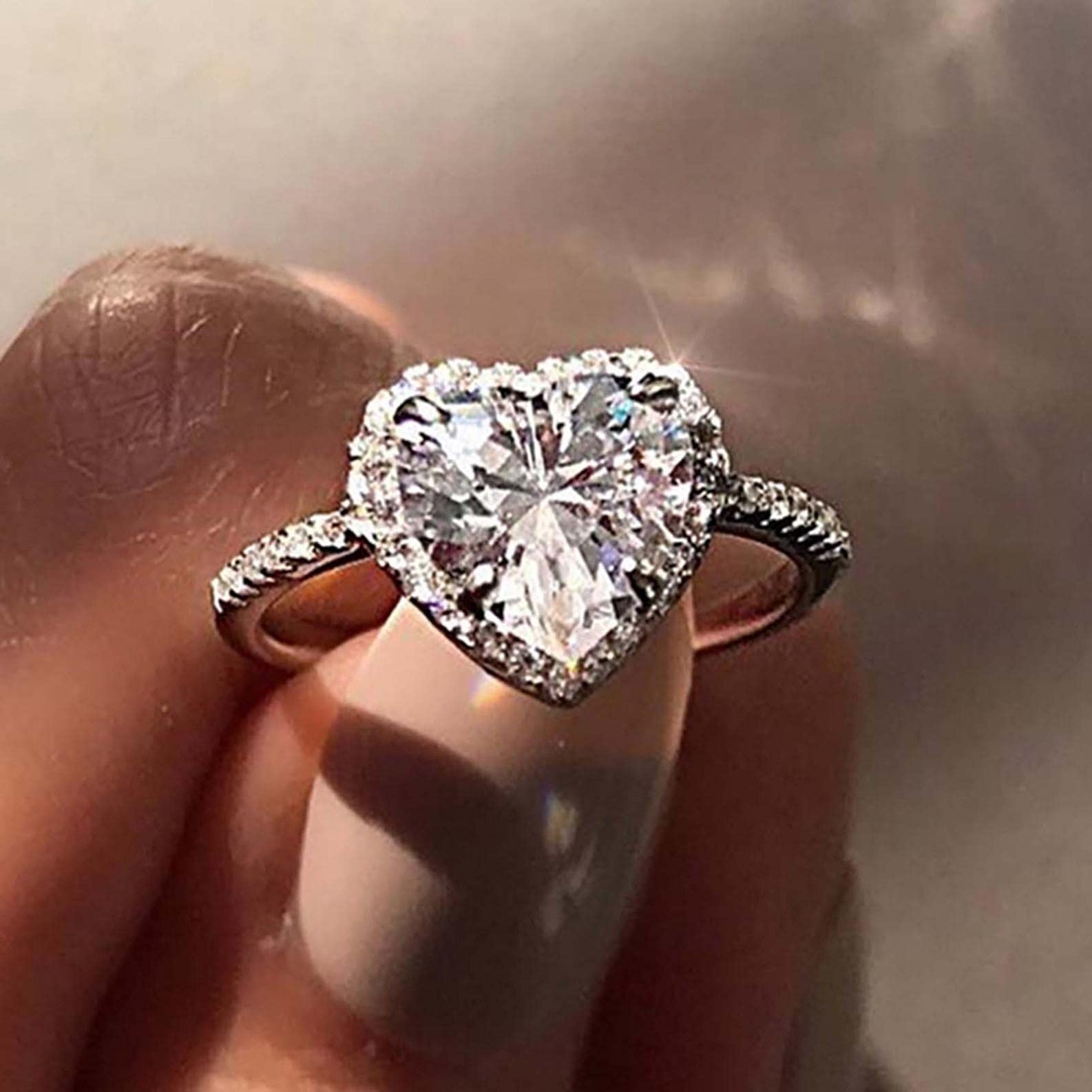 Anillo De Bodas Con Corazon Pink Gold Ring With Heart Shaped Diamond