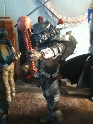 Amazon.com: NECA SDCC Exclusive - Predator w/ Gort Mask 7" Action Figure