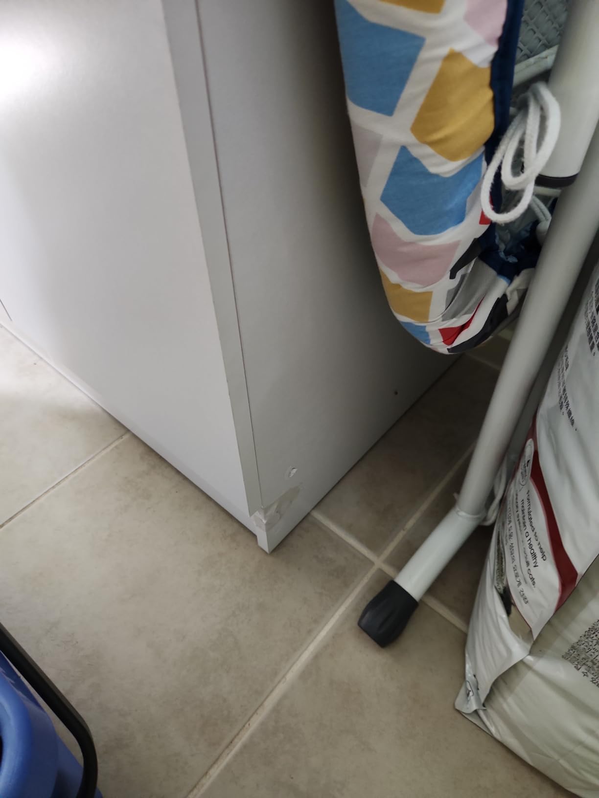 Maclaren Macey Double Door Cupboard Tall Storage Cabinet White : Amazon ...