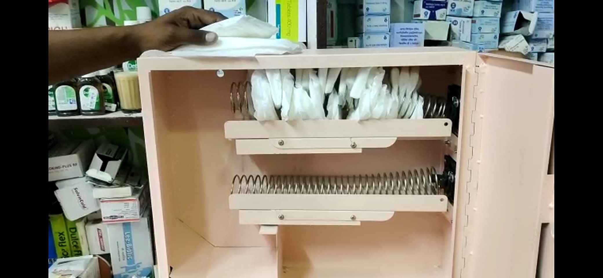 Relycure®⇒VP INDUSTRIES (Push Button Operated | Capacity-60 Pads ...