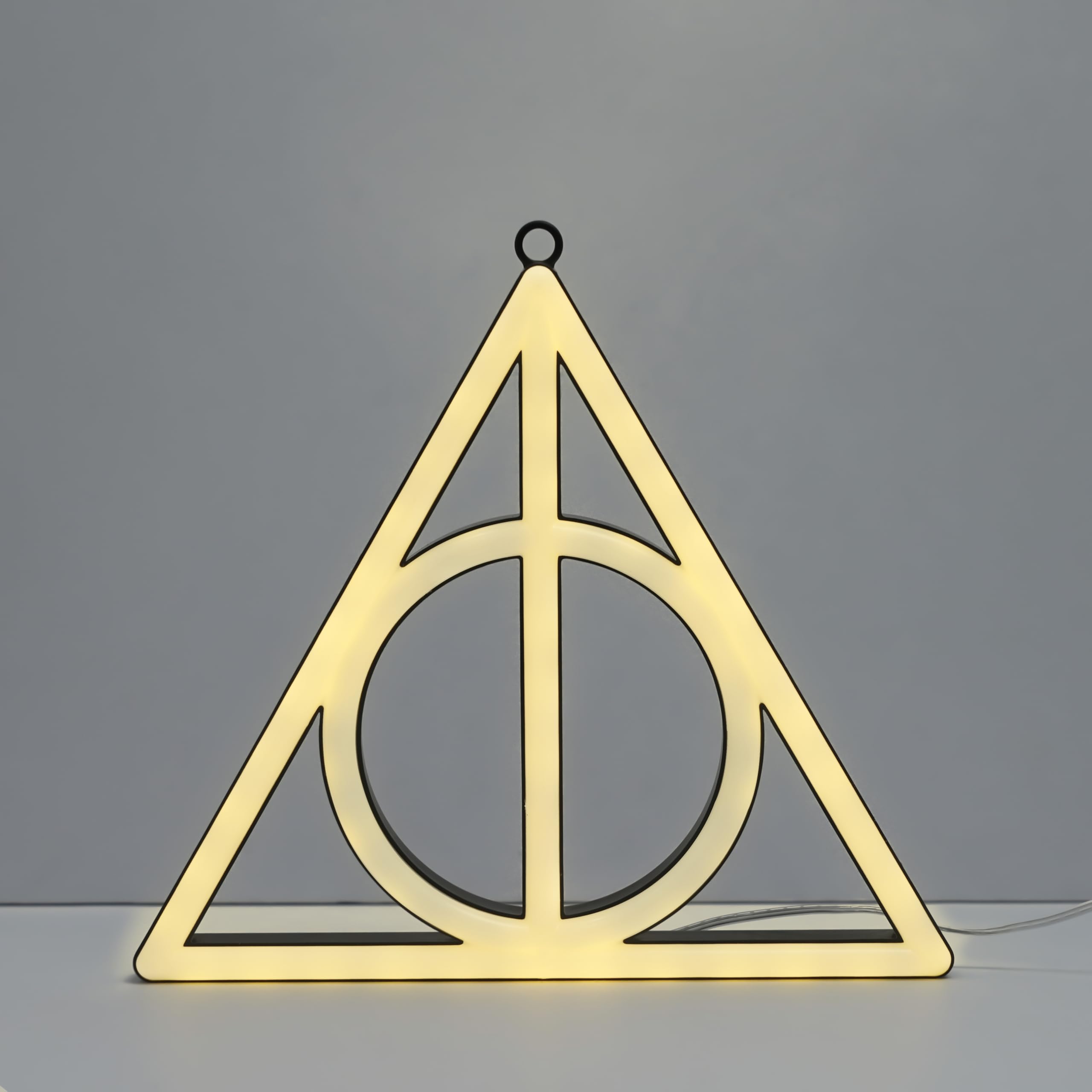 Amazon.com: Idea Nuova Harry Potter The Deathly Hallow Neon Figural LED ...