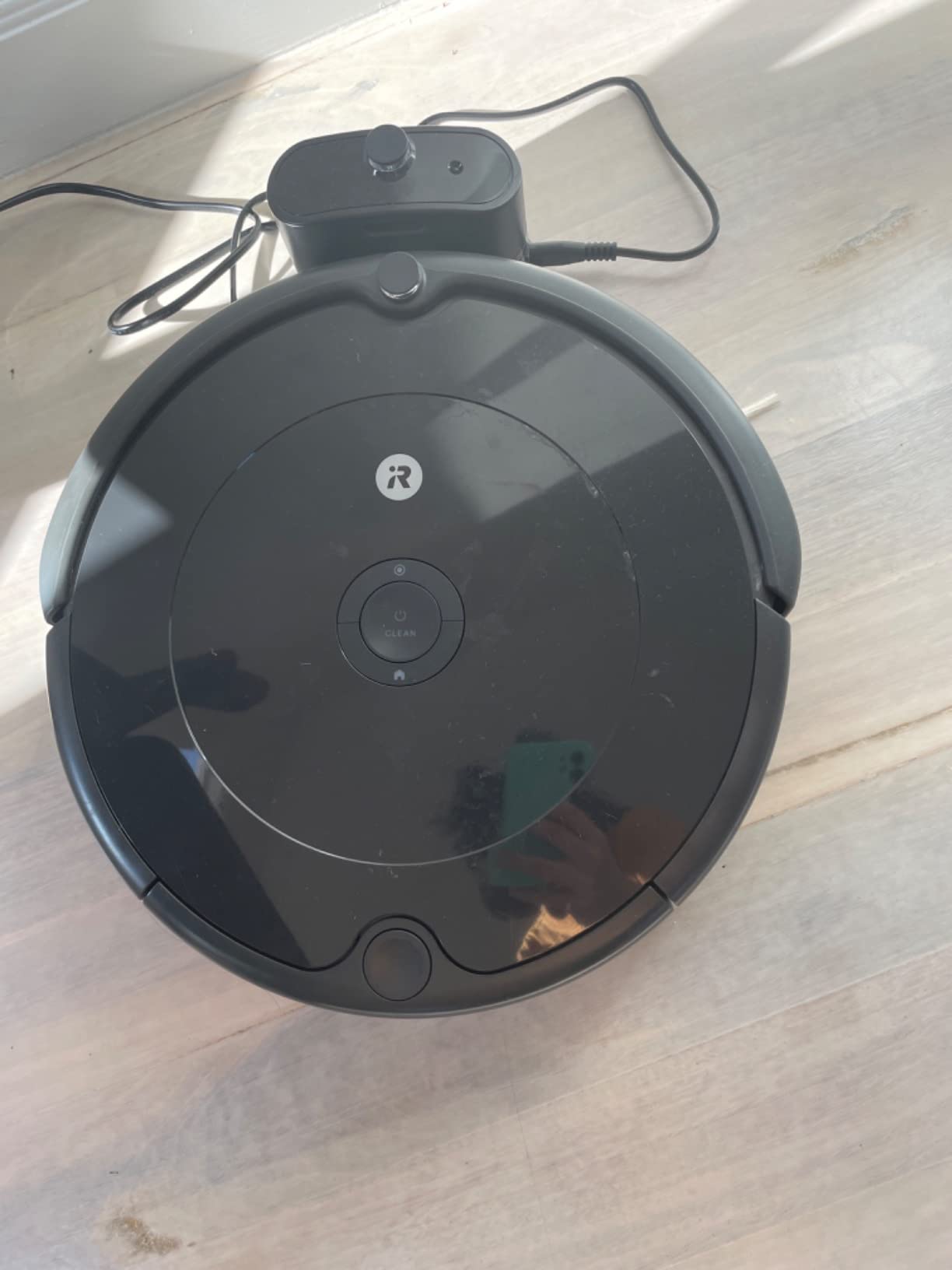 iRobot Roomba 692 Robot Vacuum-Wi-Fi Connectivity, Personalized ...