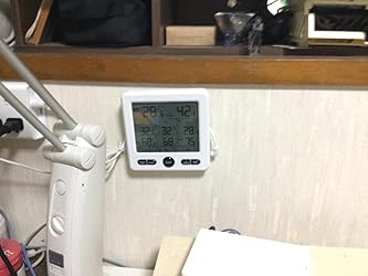 Amazon | Timloon デジタル温度湿度計 外気温度計 ワイヤレス 温湿度計 室外 室内 3つセンサー 高精度 LCD大画面 バックライト機能付き 時計カレンダー/最高最低温湿度 ...