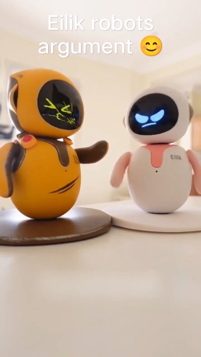 Watch Eilik robot arguing with his friend on Amazon Live