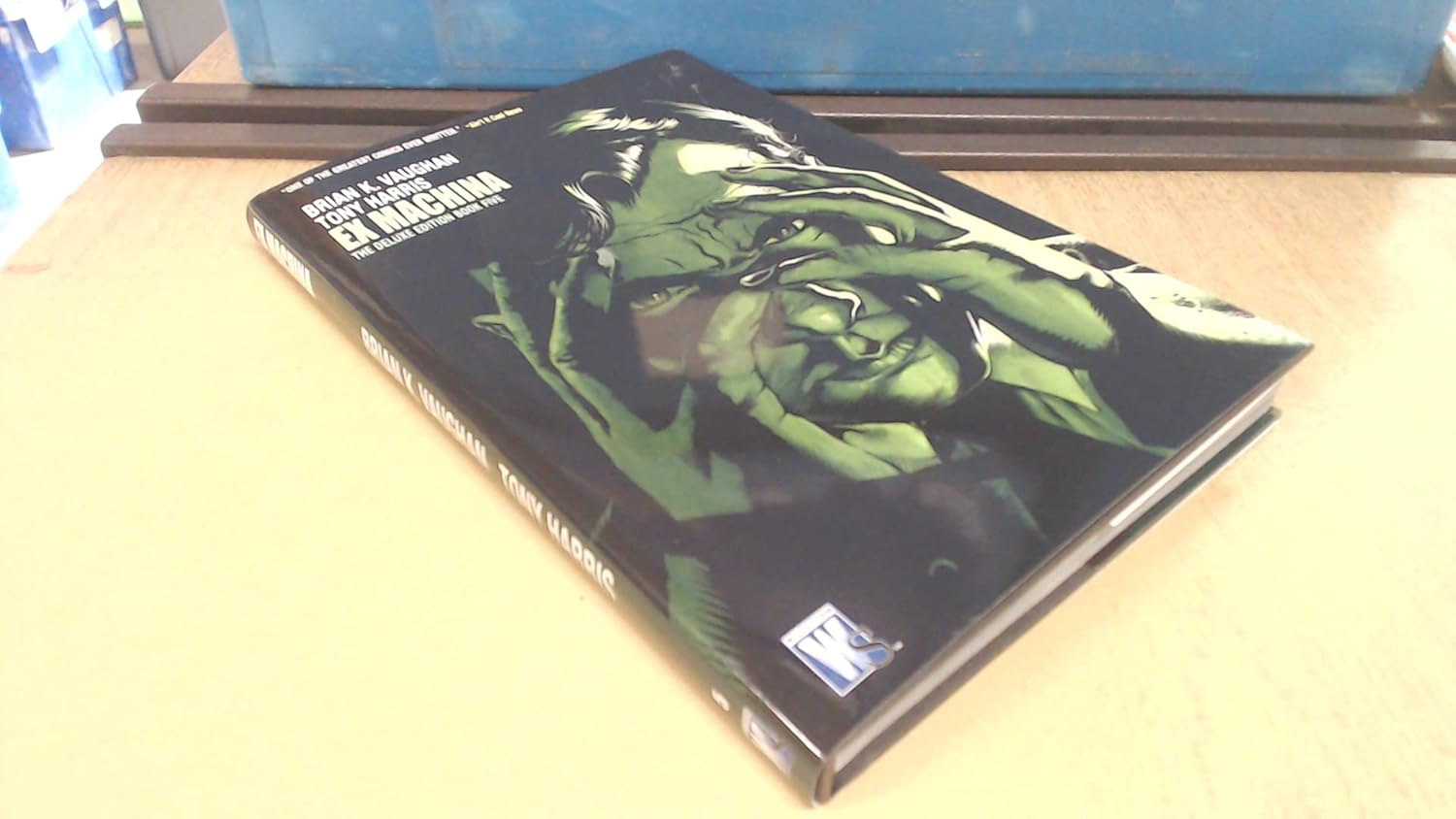 Ex Machina Deluxe Edition HC Vol 05: Volume 5: Amazon.co.uk: Vaughan ...