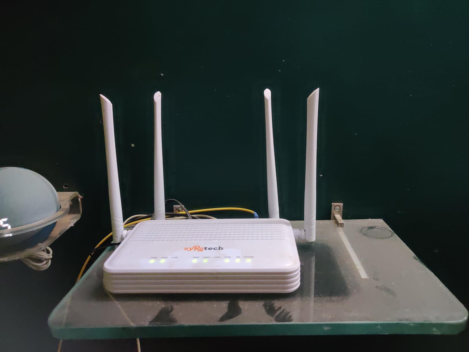 Syrotech Dual Band XPON ONT with 4 Antenna Wireless Router SY GPON 2010 ...