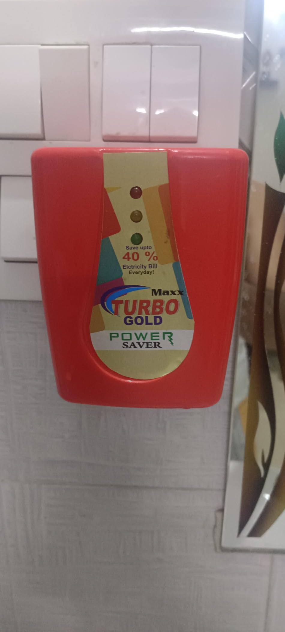 Super Maxx Turbo Gold Power Saver Gold Electricity Saving Device ISI ...