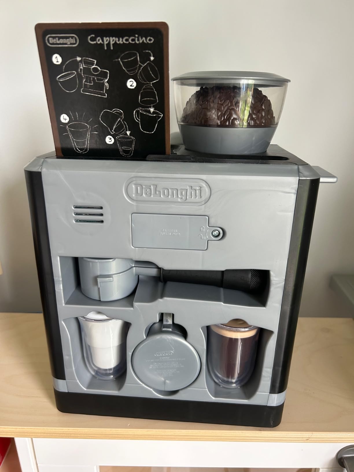 Casdon De'Longhi Toys. Barista Coffee Machine. Toy Kitchen Playset for ...