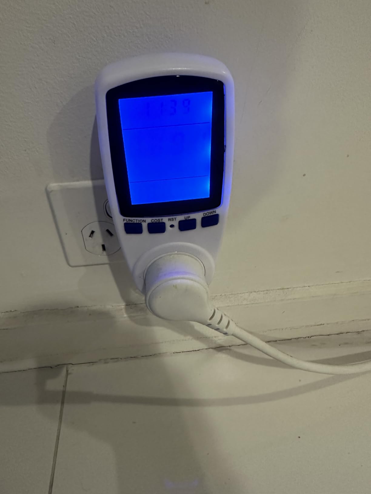 240V Plug Power Meter Electricity Usage Monitor,PIOGHAX Energy Watt ...