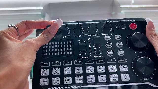 Watch SINWE Professional Audio Mixer Before You Buy on Amazon Live