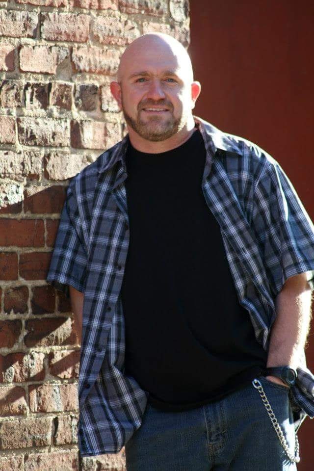 Amazon.com: David Nathaniel Holcomb: books, biography, latest update