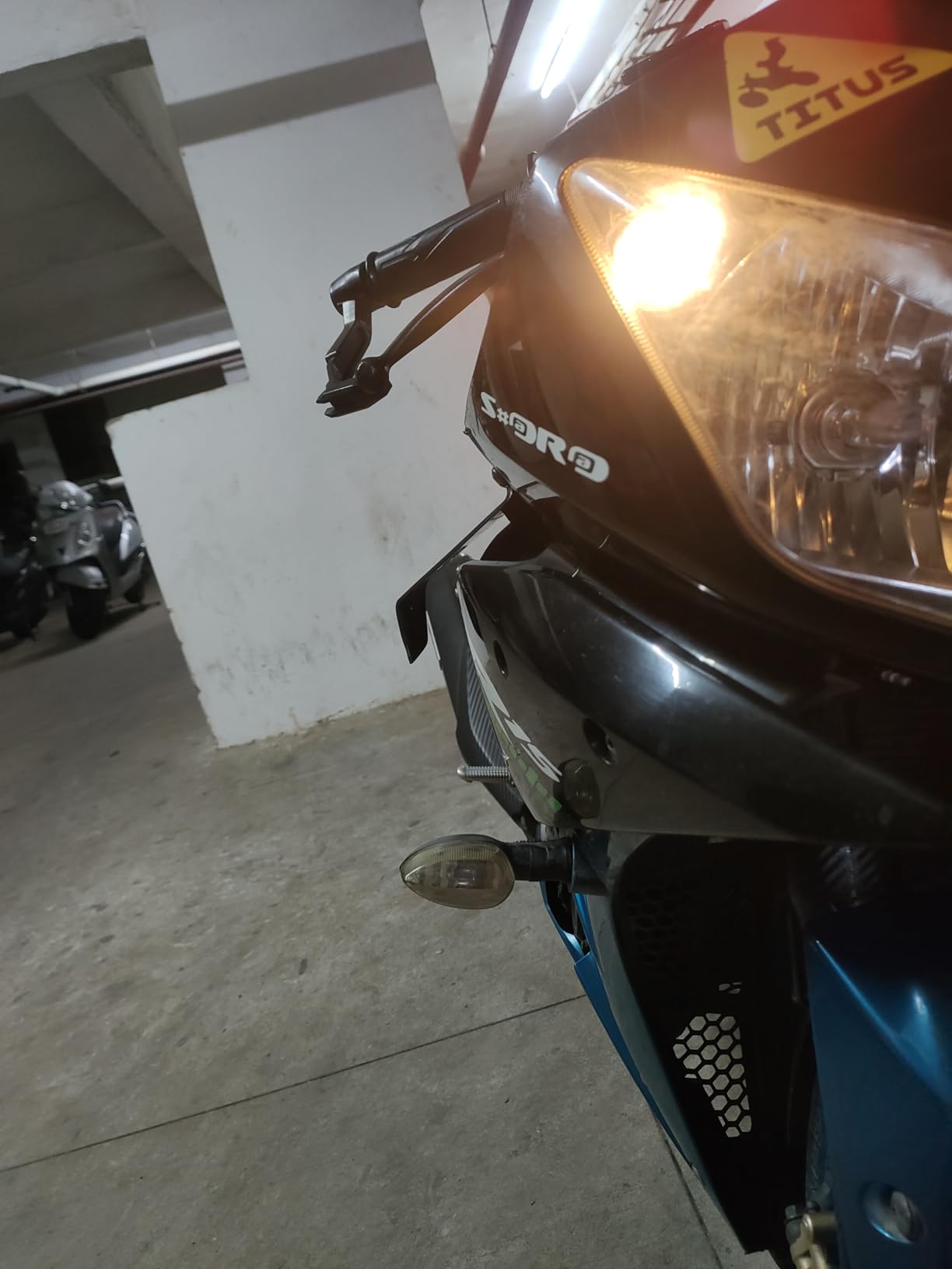 Vagary Universal Side Winglet Canard Wings for Bikes : Amazon.in: Car ...