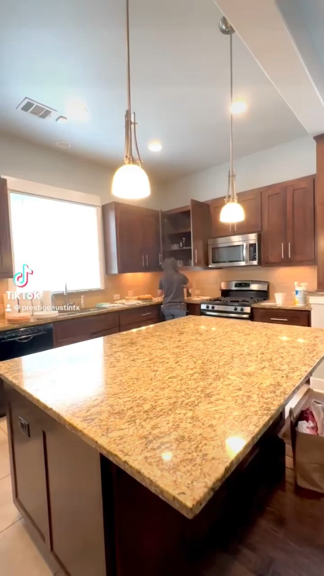 Watch DIY meat and cheese charcuterie grazing table setup! on Amazon Live