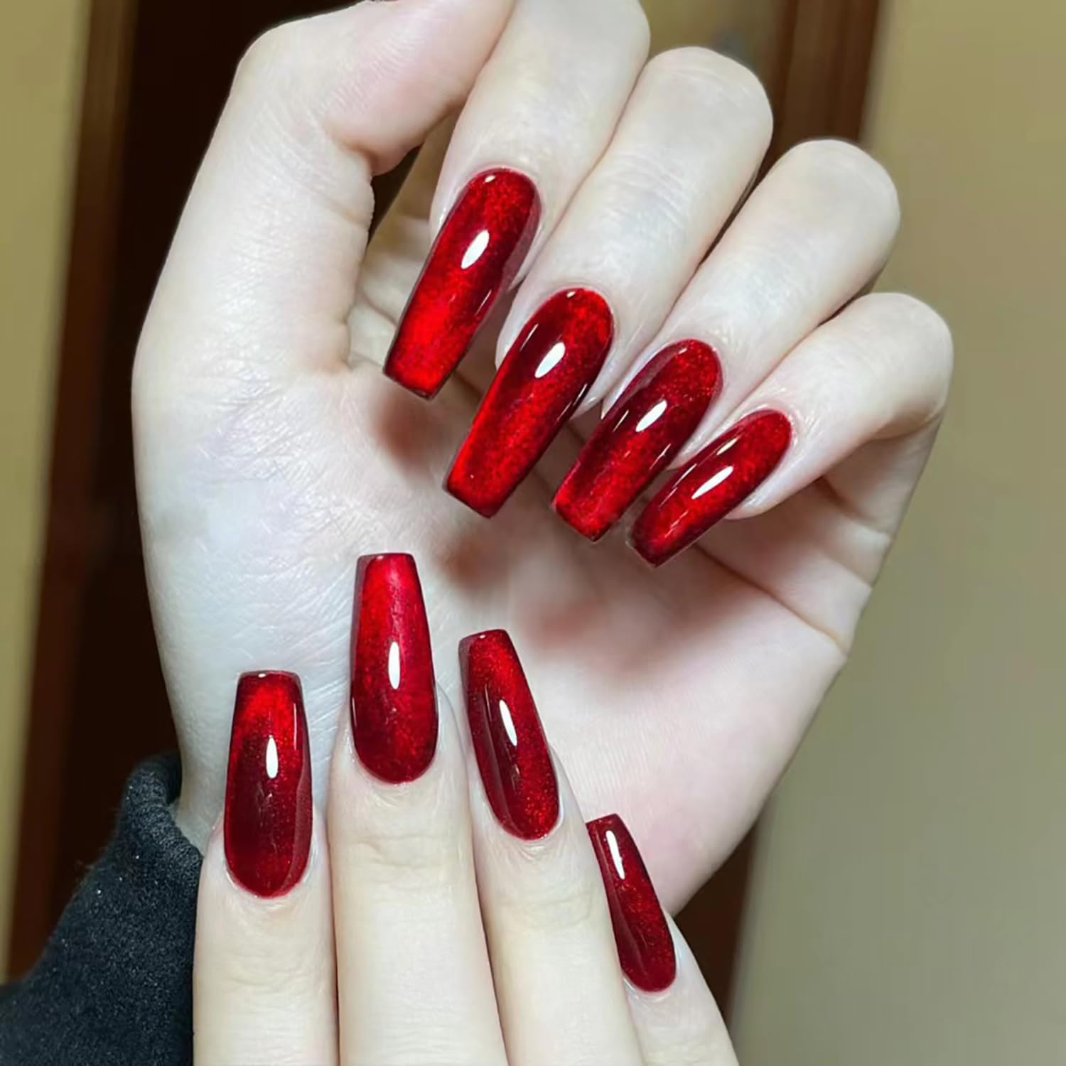 Amazon.com: Red Fake Nails Medium Press on Nails Coffin Nails Press ons ...