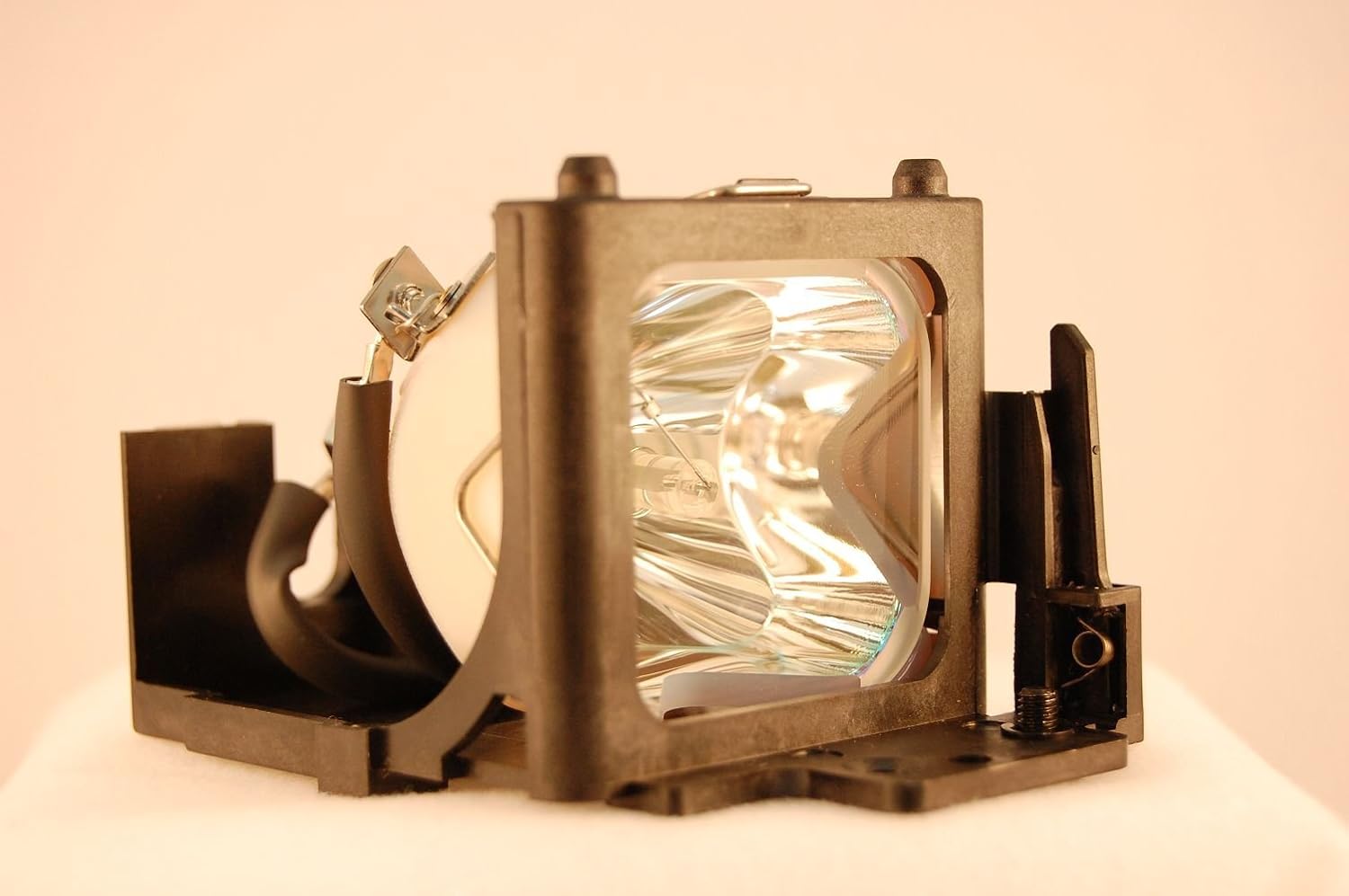 Amazon.com: Projector Lamp With Housing For SELECO DT00301 SLCUP1 ...