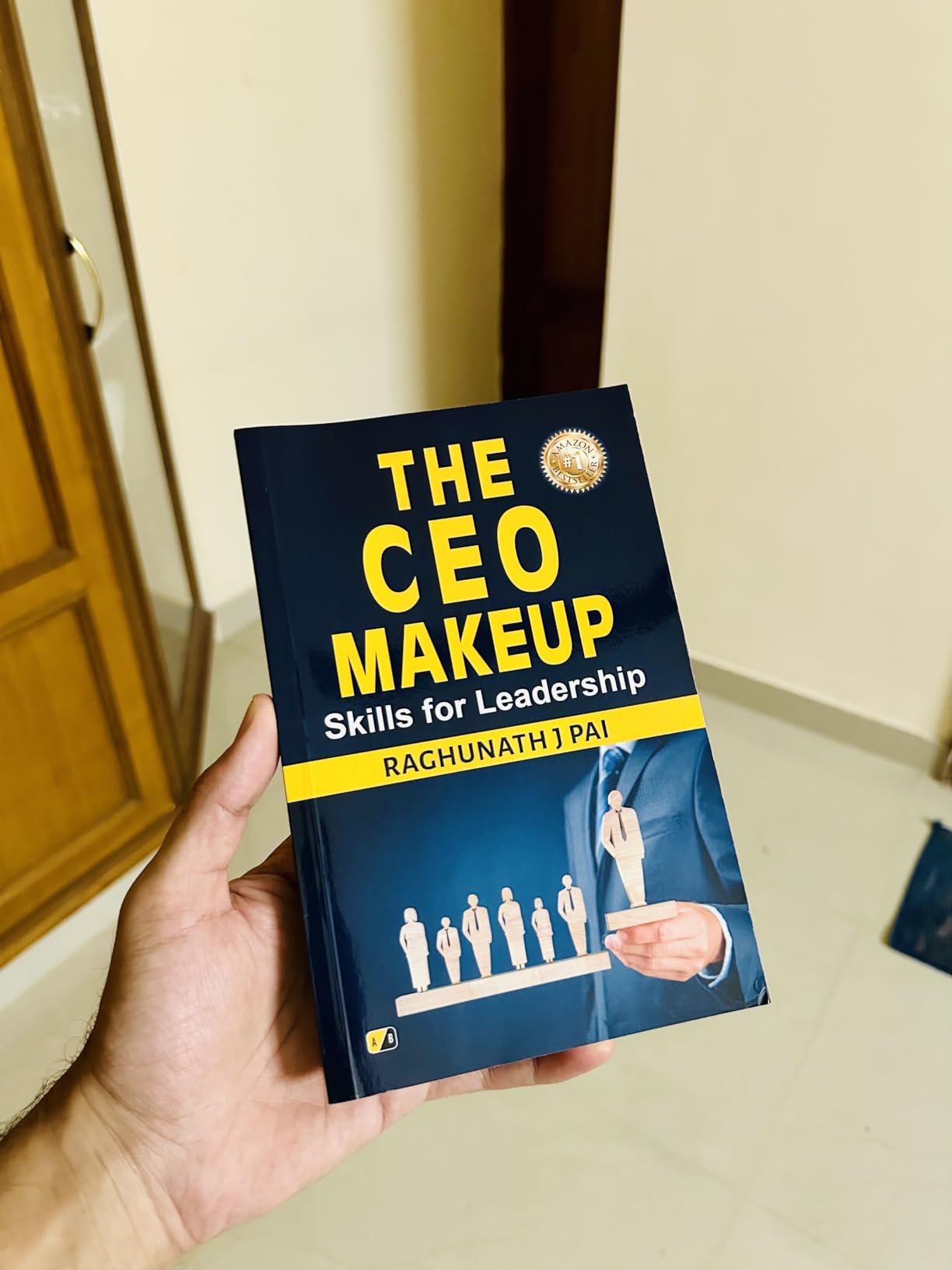 The CEO Makeup Skills For Leadership : Raghunath J Pai: Amazon.in: Books