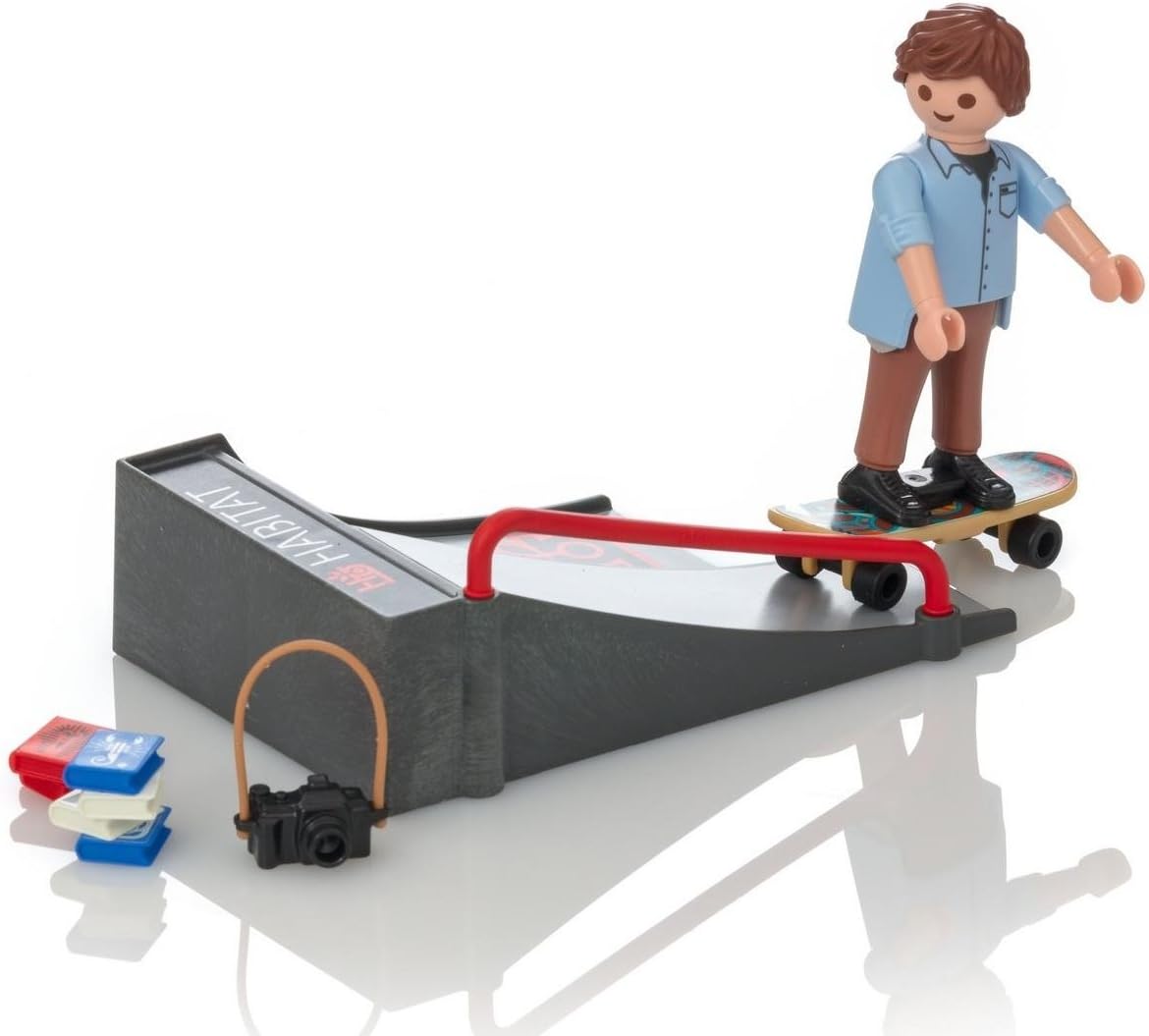 Amazon.com: PLAYMOBIL Skateboarder with Ramp Building Set : Toys & Games
