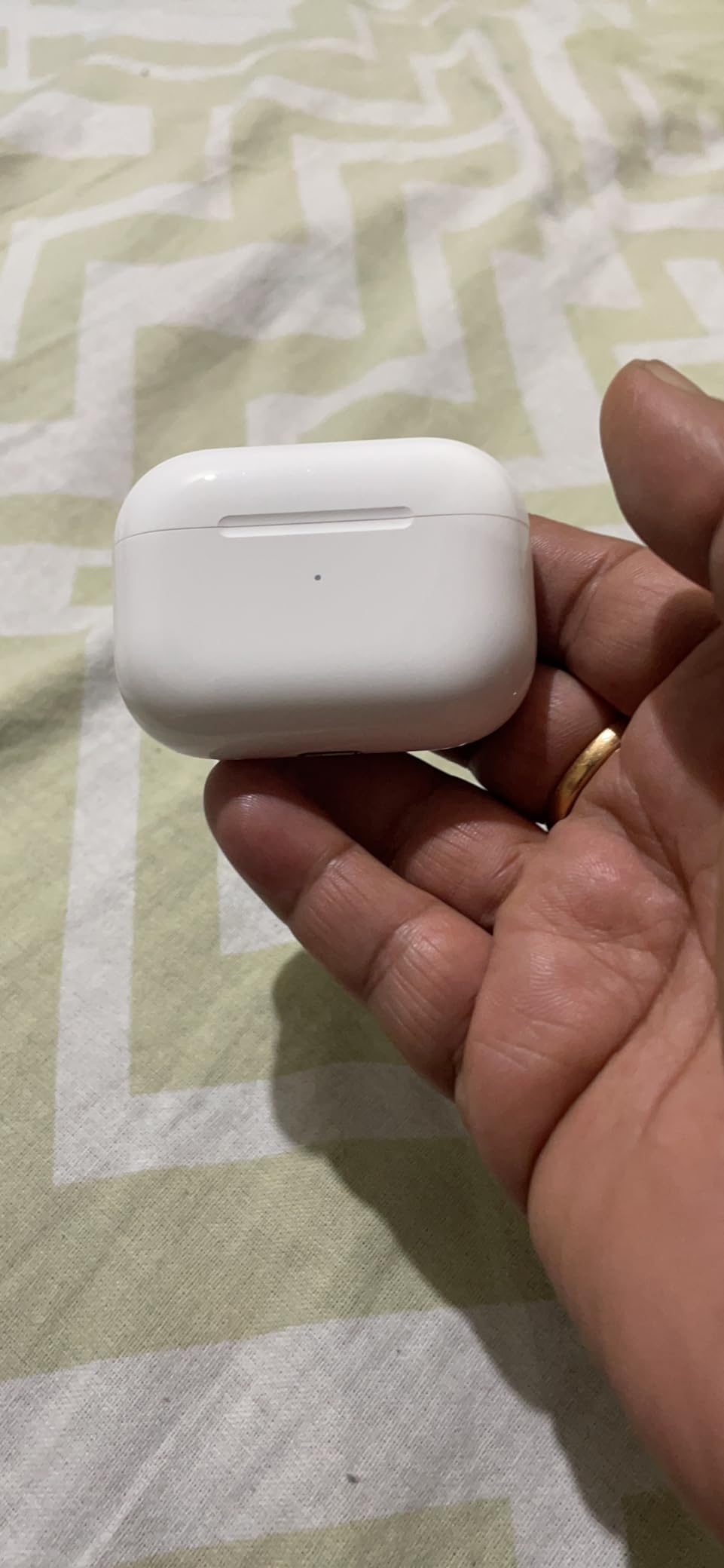 Apple AirPods Pro (2nd Generation) with MagSafe Case (USB‑C) (White ...