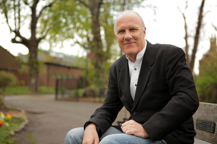 Amazon.com: Richard Digance: books, biography, latest update