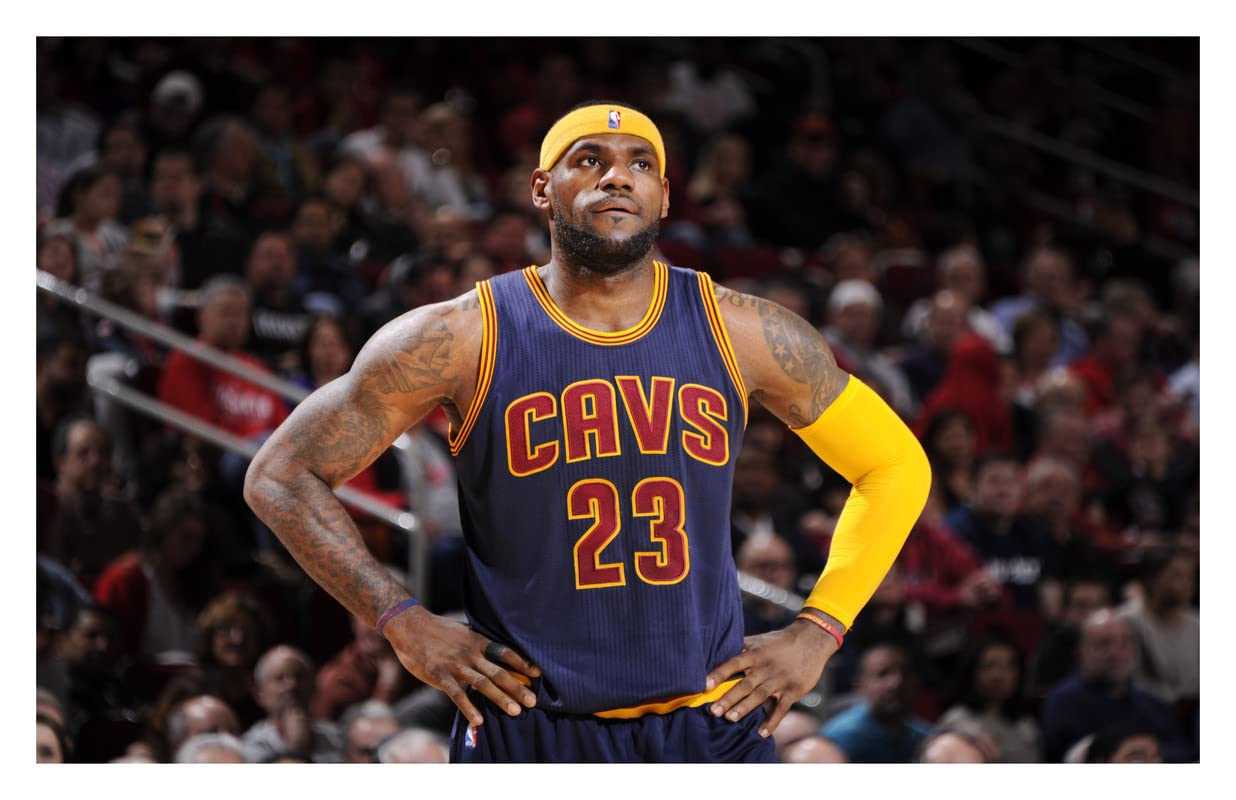 Lebron James Flexing