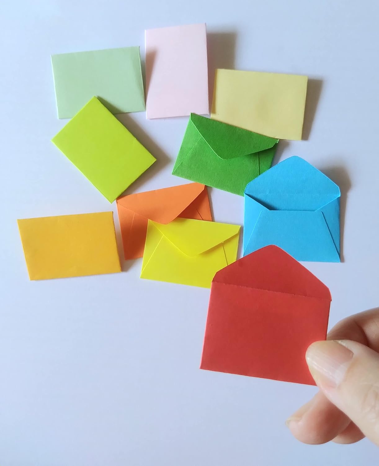 Amazon.com: A set of 50 Tiny Miniature Envelopes, 1x1.5", 10 different ...