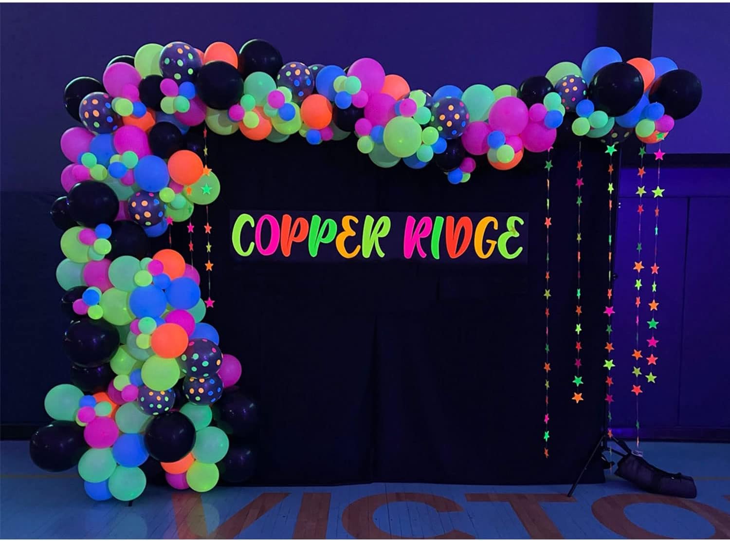 Amazon.com: 150Pcs NEON Balloon Garland Kit, Neon Glow in The Dark ...