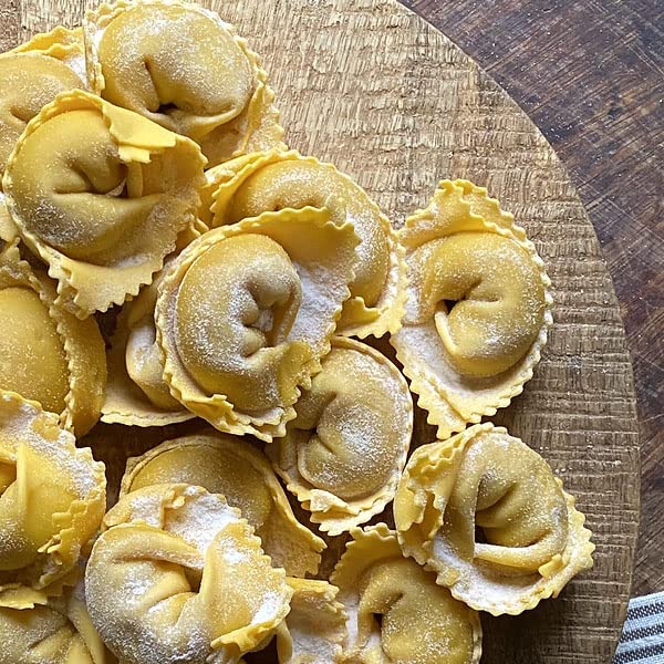Amazon.com : Artisan Tortelloni al Formaggio - Large Tortellini with ...