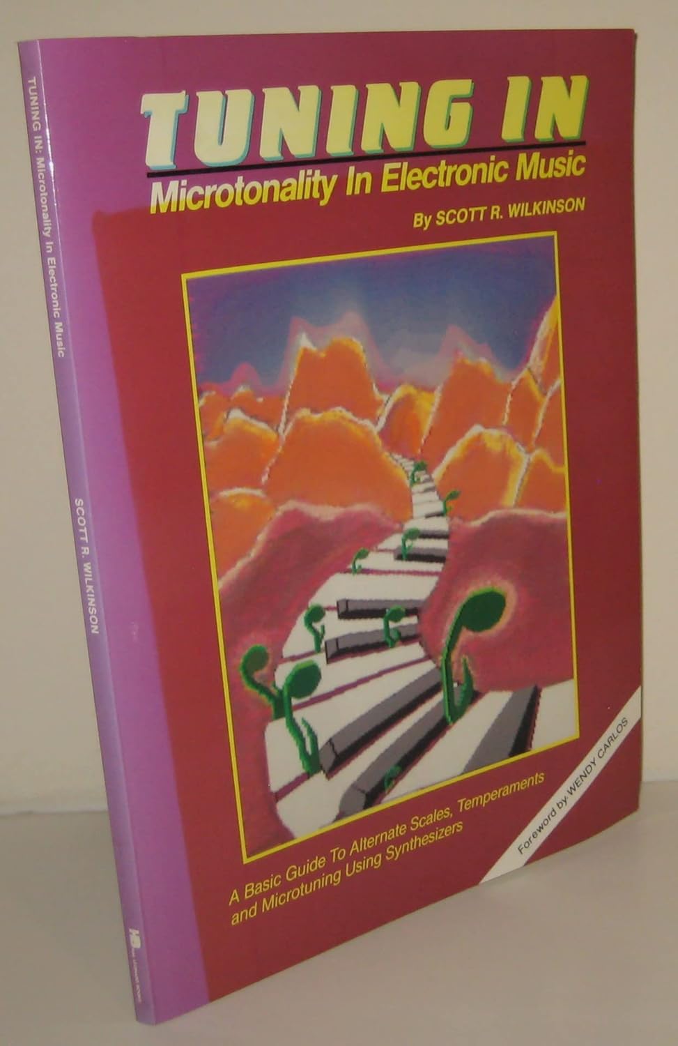 Tuning In: Wilkinson, Scott, Carlos, Wendy: 9780881886337: Amazon.com ...