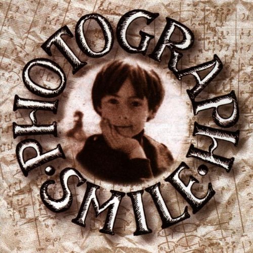 Amazon.de:Photograph Smile