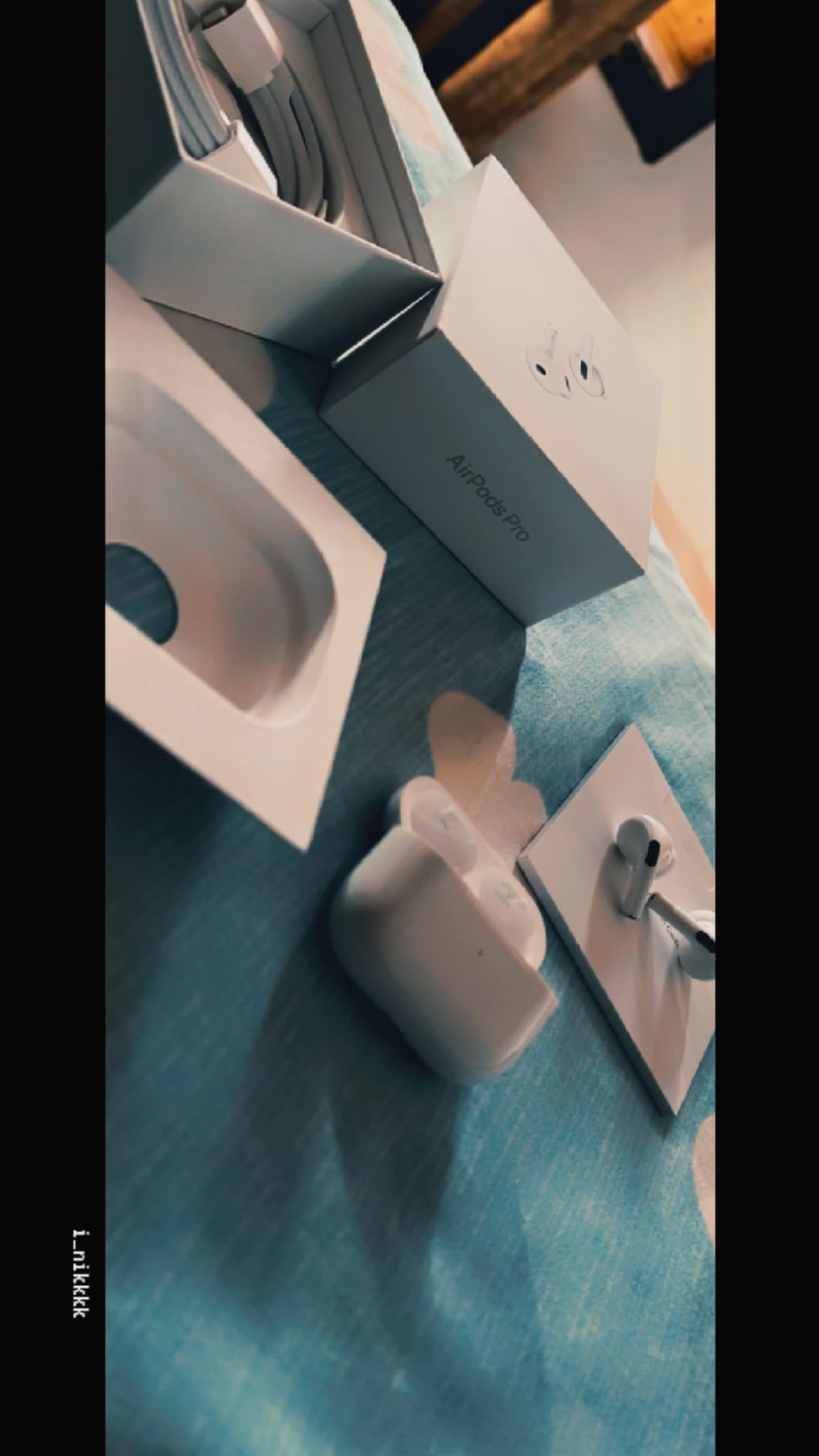 Apple AirPods Pro (2nd Generation) with MagSafe Case (USB‑C) (White ...